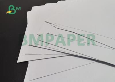 중국 노트북 720 * 1020 밀리미터 높은 순백을 위한 50gsm 53gsm 도금되지 않은 본드지 판매용