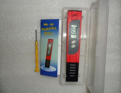 Cina Top Selling High Accuracy Hydroponics and Aquarium Digital Pen Type PH Meter Portable Water Meter Tester in vendita
