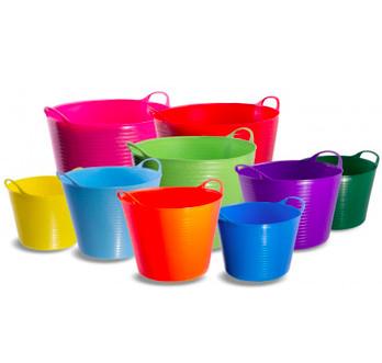 Cina 12 / 25 / 35 / 42 Liter Colorful Plastic Shopping Basket with Two-handle for Indoor and Outdoor in vendita