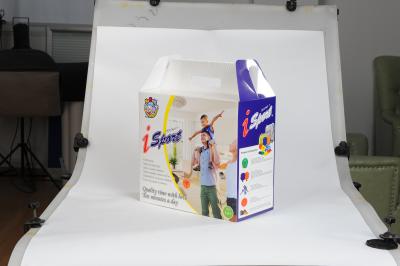 中国 化粧品 カウンターディスプレイ 紙箱 オーダーメイド ロゴ 輝くコーティング 紙箱 小売包装 販売のため