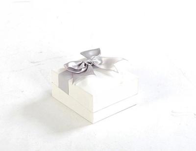 China Recyclable Rigid Cardboard Gift Boxes  Empty Cardboard Gift Boxes With Lid for sale