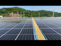 Solução de energia sustentável para sistemas solares comerciais e industriais