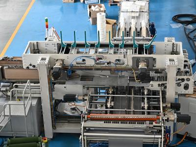 Cina moto del Plc della macchina del rotolo della carta igienica di 3Lanes 50mic in vendita