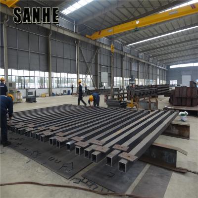 China Q235 high quality  light and low cost steel structure warehouse  building material in China for sale