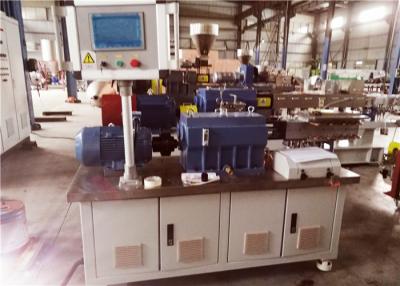 Cina Estrusore a vite del gemello del laboratorio dell'invertitore di Siemens per il composto di plastica in vendita