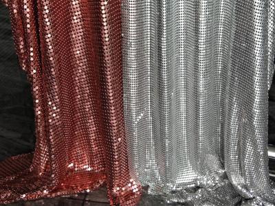Cina Tessuto flessibile molle di Mesh Gold Aluminum Haute Garments dello zecchino del metallo di 3mm in vendita