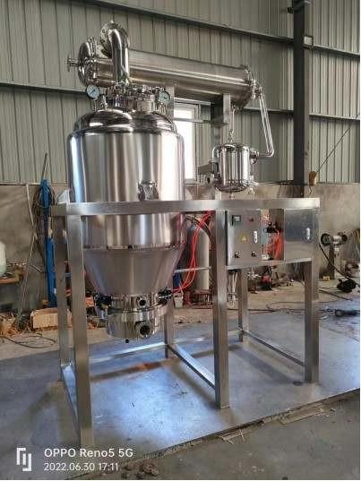 Quality Professional Plant Extraction Machine for Extracting Essential Oils from Herbal Plants for sale