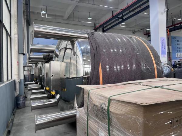 Quality Industrial SS304/SS316L Mixing Tank with Customizable Capacity and CE & ISO9001 Certification for sale