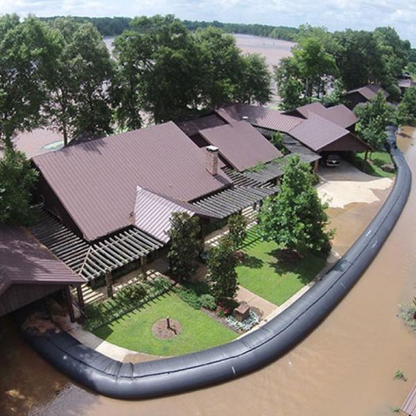 Quality Litong Fast and Easy to Deploy Flood Barrier for Door Inflatable Water Filled for sale