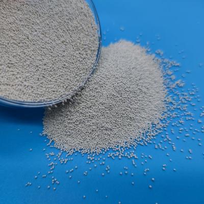 Cina Microperle ceramiche senza polvere di pretrattamento Z300, media abrasivi ceramici sferici bianchi in vendita