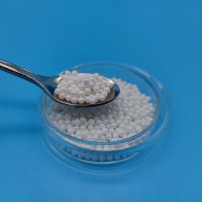 Cina Electric Melting Ceramic Shot Peening Media 0.8mm Zirconia Pellets in vendita