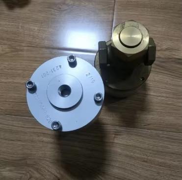 중국 02250069-820 최소압 밸브 판매용