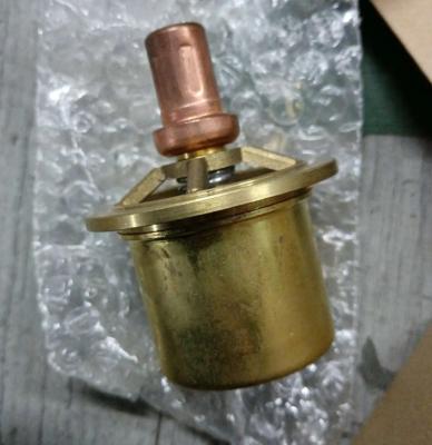 中国 高品質 43007026 TD温度制御バルブ 産業用空気圧縮機のための必須部品 販売のため