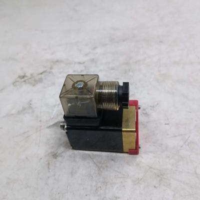 Cina Atlas Valvola solenoide 1089042813 Compressore ad aria a vite di alta qualità parti all'ingrosso in vendita