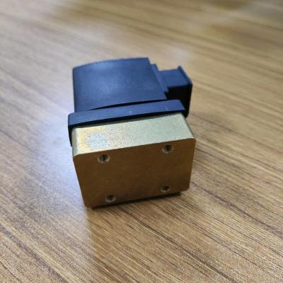 Cina Atlas Valvola solenoide 1089064043 Compressore ad aria a vite di alta qualità parti all'ingrosso in vendita
