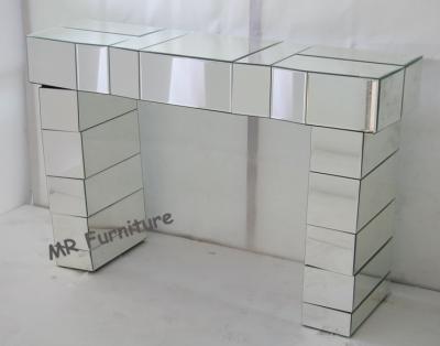 Cina Tabella di console rispecchiata alla moda per lo specchio smussato di vetro del salone 4mm in vendita