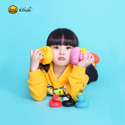 Cina giocattolo di gomma di plastica del bagno dell'anatra del PVC impermeabile con il suono stridulo in vendita