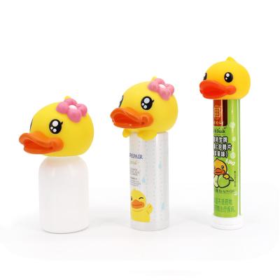 Cina PVC su ordinazione Toy For Decoration di Duck Head Plastic del carattere animale del PVC 3D in vendita