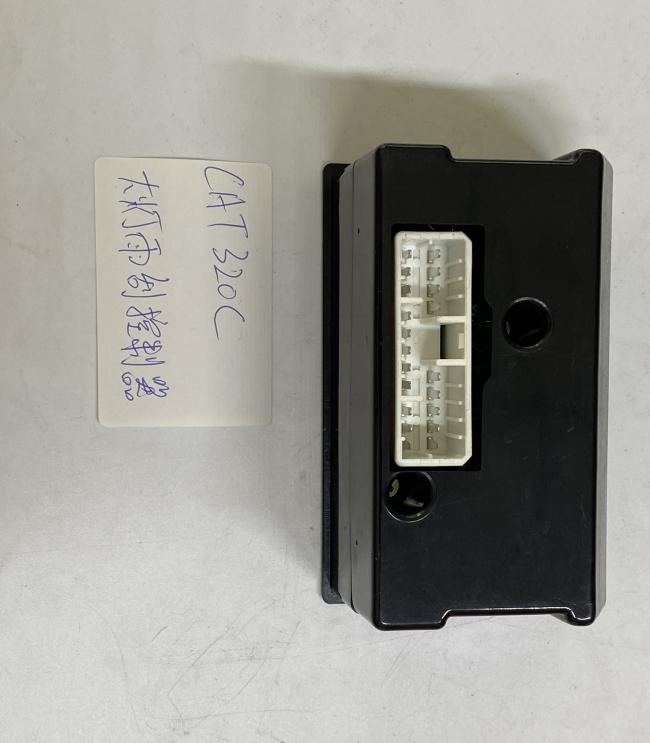 CAT320 Headlight Wiper Controller side view