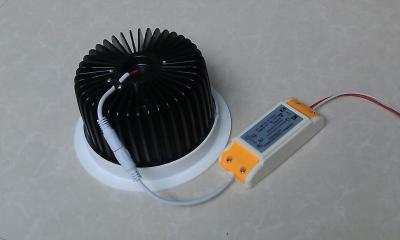Cina L'alto lume nero una PANNOCCHIA da 50 watt ha condotto il diametro 200 di Celing Downlights in vendita