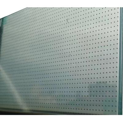 China Hoge Helderheid Binnen Buiten SMD P3.9-7.8 Full Color Video Wall Glazen LED Mesh Transparant LED Scherm Te koop