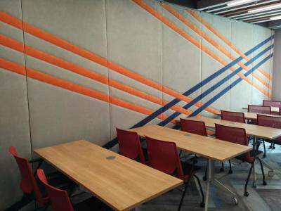 China Conference Rooms Movable Partition Wall , Folding Panel Partitions Retractable Pressure Seal for sale