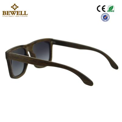 China Black Sandalwood Wooden Polarized Sunglasses With Grey Gradient UV Protection Polarized Lens for sale