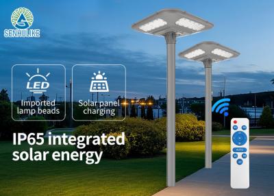 Cina Lampioni stradali a LED integrati a energia solare IP65 per illuminazione stradale esterna in vendita