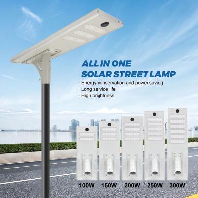 China 250W Integrated LED Solar Street Light with IP65 Waterproof and Intelligent Light Control for sale