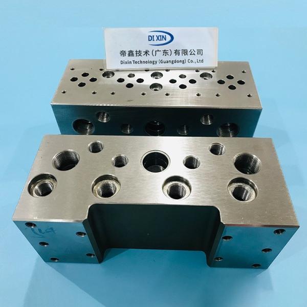 Quality Custom Precision Hydraulic Manifold Blocks, CNC Machined, Non-StandardHydraulic Valve Blocks Drawings Accepted for sale