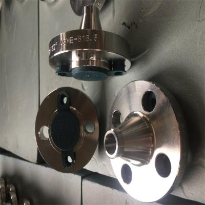 Cina Flangia forgiata del tubo di gas del CS di iso dell'en BS JIS di BACCANO delle flange di acciaio inossidabile della saldatura dell'incavo in vendita