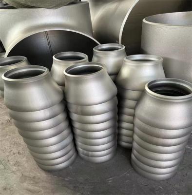 Cina A 24 pollici a 12 pollici del riduttore del tubo concentrico di Sch 80 del riduttore di acciaio al carbonio di ASTM A860 WPHYX 52 in vendita