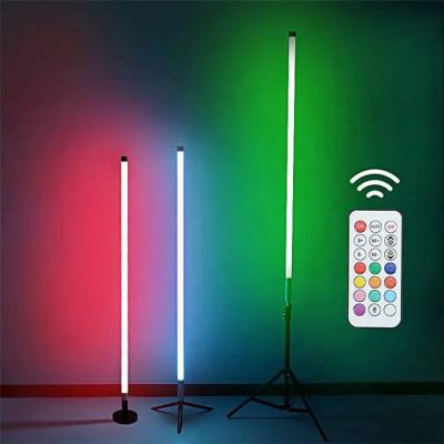 China RGBW LED T8 Tube Light with Round Base, No UV/IR Radiation, IP65 Waterproof, 180° Beam Angle for sale