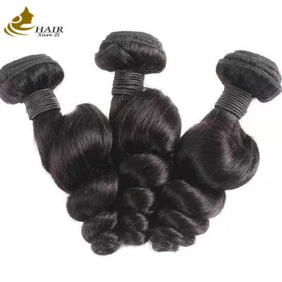 Cina Vendite calde Capelli vergini brasiliani Wave sciolti fasci di capelli umani in vendita