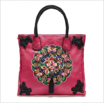 China 4 Colors Tassel women Embroidery shoulder bag with national element and long strap crossbody bag high quality large size for sale