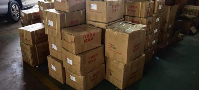 Packaged aluminum corner joints ready for shipment