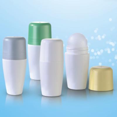 Cina Rotolo essenziale della pasta del deodorante bianco sulla bottiglia di plastica con Overcaps rosa in vendita