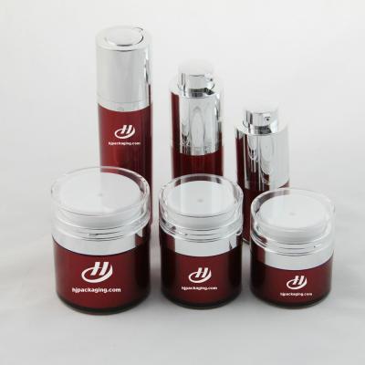 Cina il barattolo cosmetico senz'aria della bottiglia 15ml per lozione crema facciale sfrega in vendita