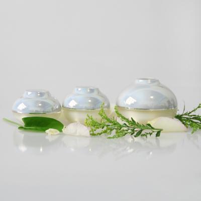 China envase azul de la protección solar 50g alrededor del tarro cosmético poner crema del ojo para el cuidado de piel en venta