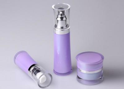 Cina La lozione di plastica vuota senz'aria imbottiglia 30ml 50ml con cura di pelle della pompa LFGB in vendita