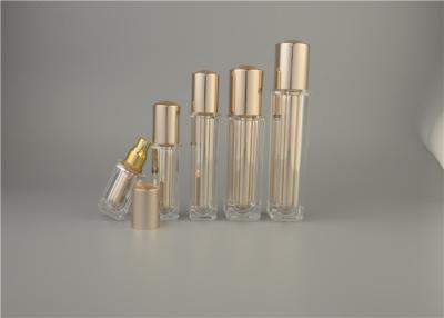 Cina La lozione di plastica vuota imbottiglia 30ml acrilico 100ml LFGB con lo spruzzatore della pompa in vendita