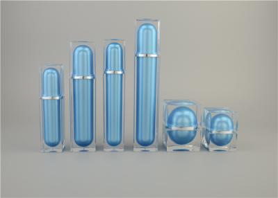 Cina L'emulsione crema del fondamento delle bottiglie della lozione dei barattoli delle bottiglie di plastica cosmetiche della lozione ricoperta colore blu di cura di pelle sfrega la bottiglia in vendita