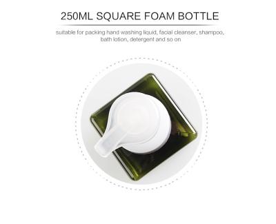 Cina imballaggio quadrato vuoto di plastica della bottiglia della pompa della schiuma 250ml variopinto per cura di pelle in vendita