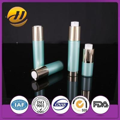 Cina Bottiglie cosmetiche vuote senz'aria di lusso/bottiglia acrilica lozione del coperchio a vite in vendita