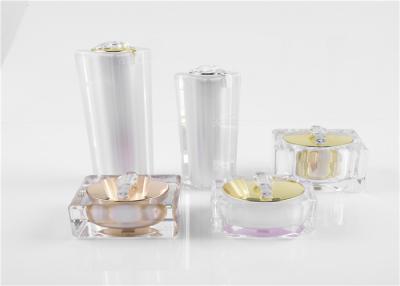 中国 金の丸型の化粧品のクリームは化粧品の包装のための蜜蜂の巣30g 50gを震動させます 販売のため