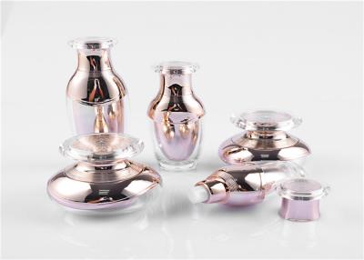 Cina I contenitori cosmetici del barattolo di forma quadrata, 30ml 50ml svuotano l'imballaggio su ordinazione di trucco in vendita