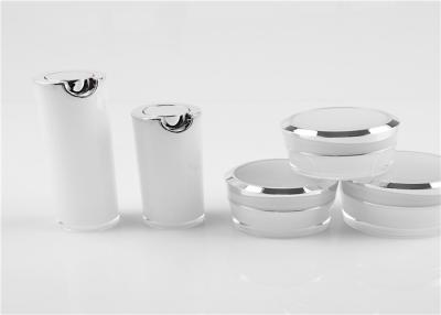 Cina Il PE cosmetico vuoto di plastica i pp 15ml 30ml dei barattoli della crema compone l'OEM facciale in vendita