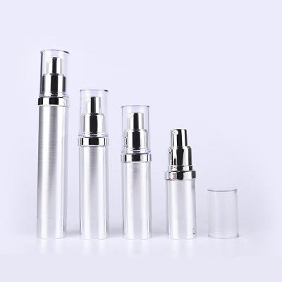 Cina Il cosmetico senz'aria di plastica di placcatura d'argento imbottiglia l'imballaggio del cartone di 15ml 30ml in vendita