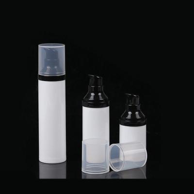 Cina Il cosmetico senz'aria materiale dei pp imbottiglia il colore bianco del piccolo volume per lozione in vendita