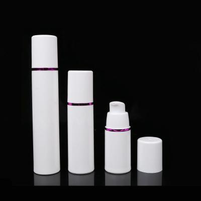 Cina Cosmetico di cura personale che imballa le bottiglie cosmetiche senz'aria 15ml in vendita